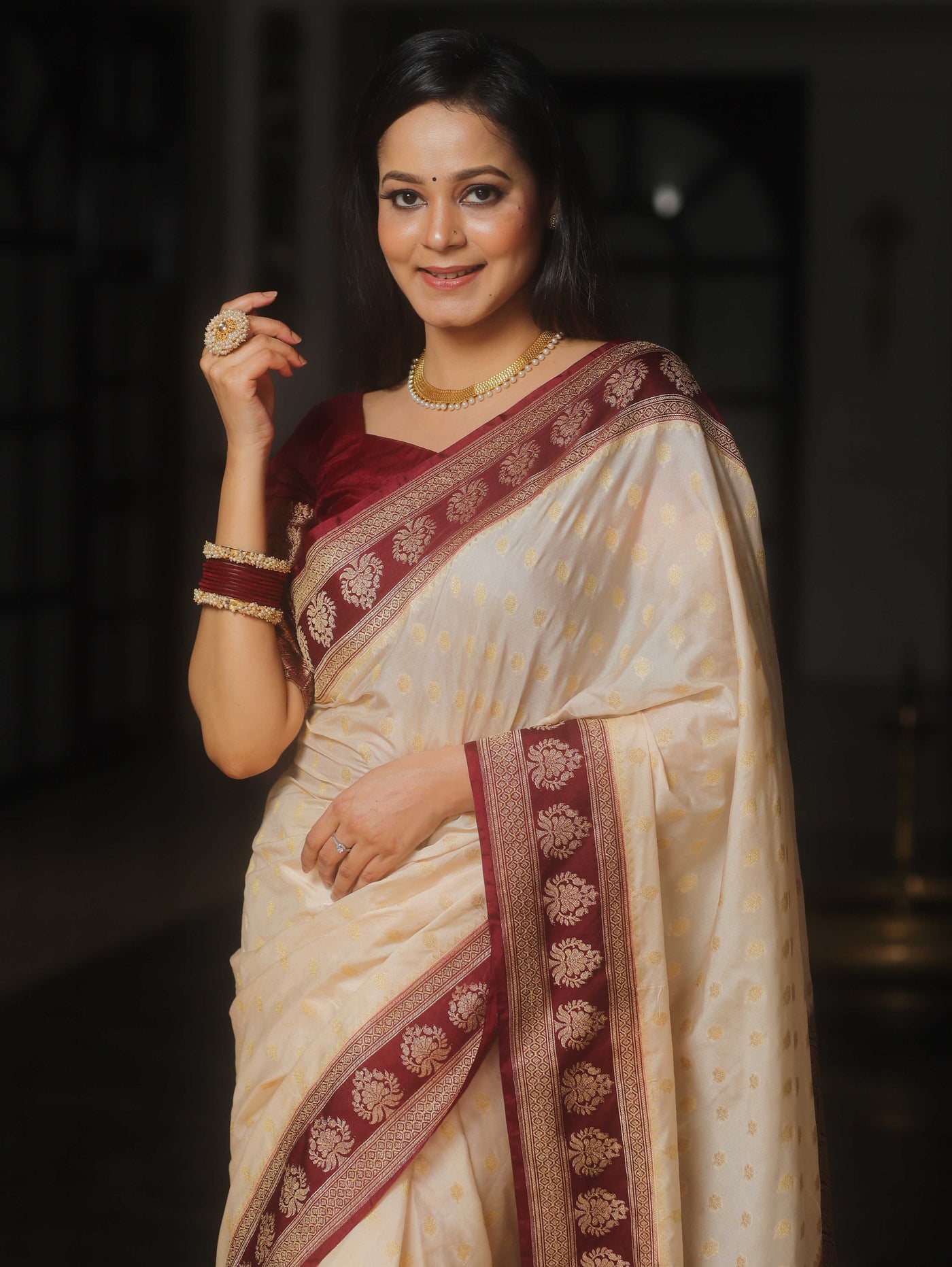 Banarasee Handwoven Semi Katan Saree Zari Buta Design With Contrast Bo